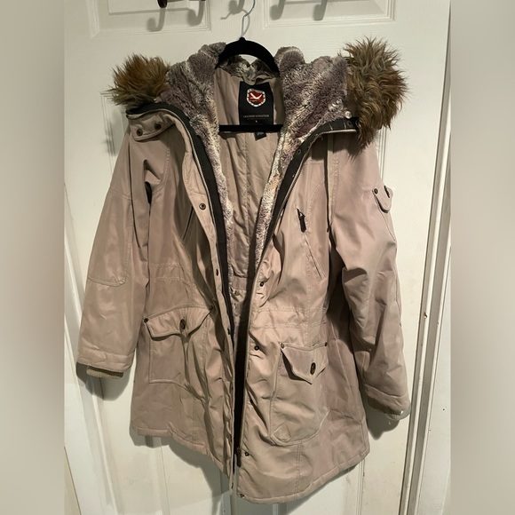 Jackets & Coats | Madison Expedition Parka Large | Poshmark
